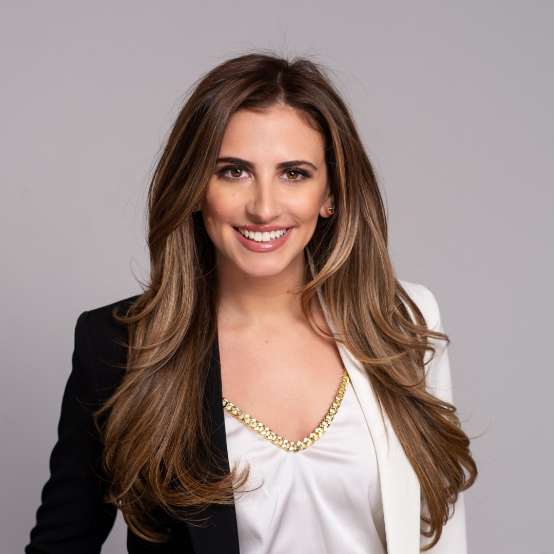About Stefanie Marrone | The Social Media Butterfly